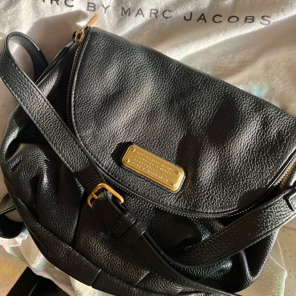 Marc Jacobs | Bags | Marc Jacobs Crossbody With Dust Bag | Poshmark